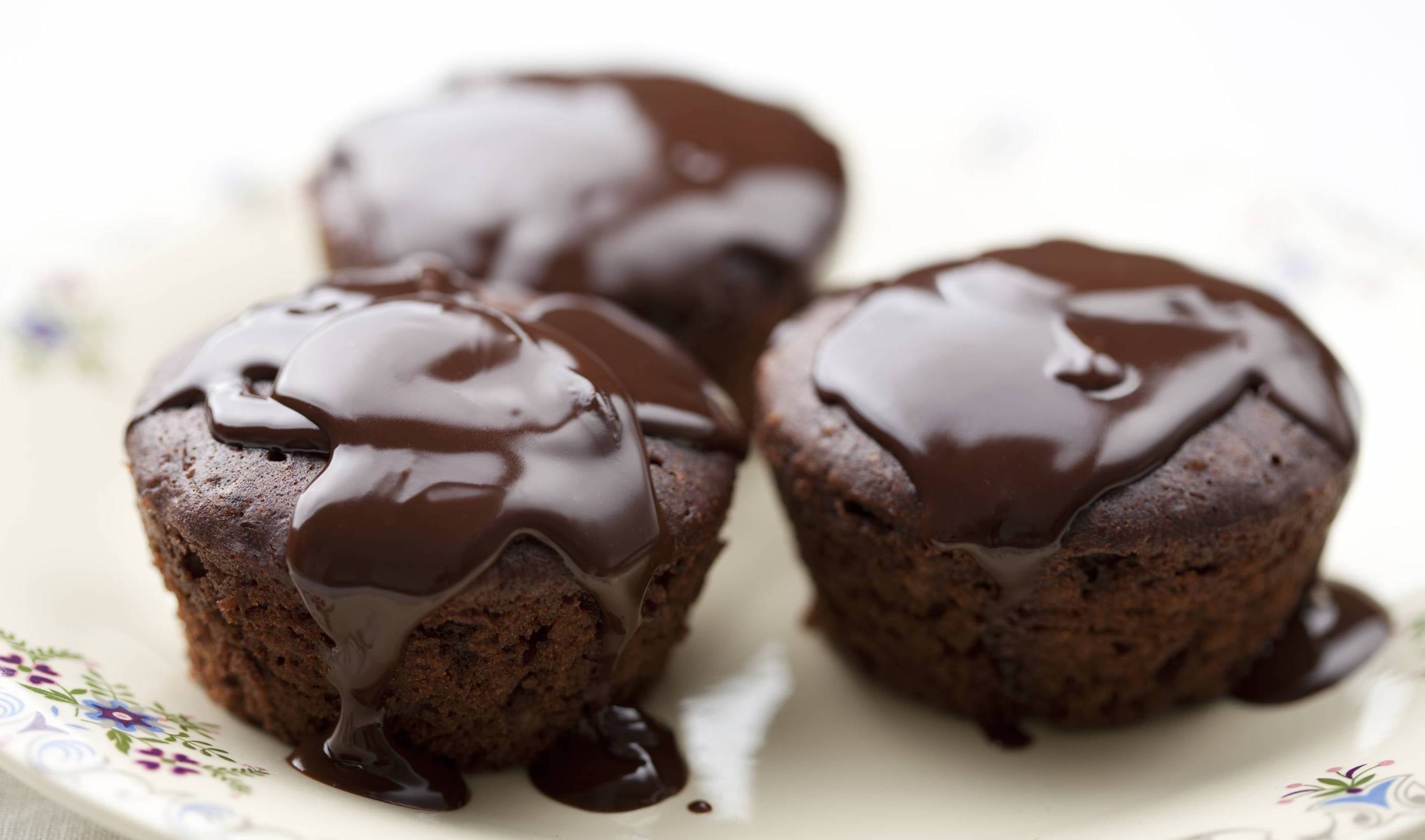 Healthy Chocolate Protein Muffins: (Recipe + Video Included ...